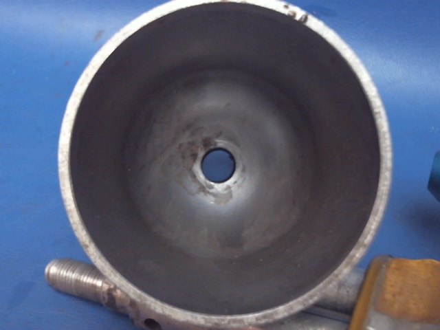 Cessna 0756005-3 STRAINER ASSEMBLY-FUEL