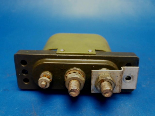 ANDERSON POWER PRODUCTS MS3506-1 Ground Service Plug 28V