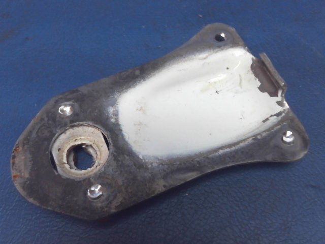 Piper 65889-00 Cup-Cowl Fastener