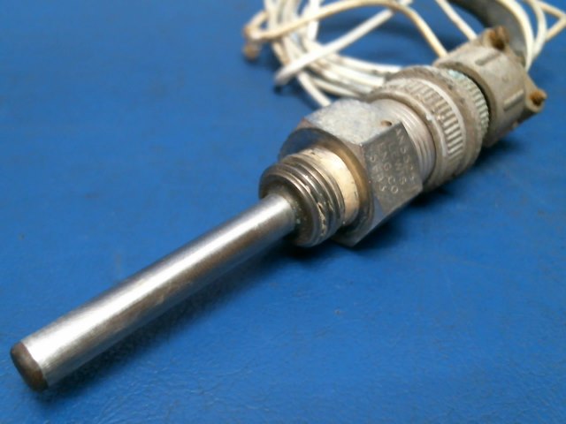 Cessna 0813601-3 BULB OIL TEMP - OUTSIDE AIR TEMP