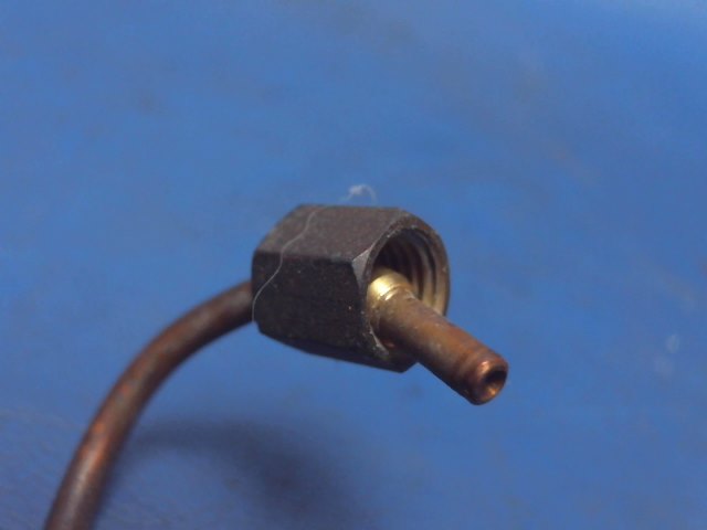 Piper 63824-00 LINE ASSEMBLY - Primer to engine (Cracked fitting - See ...