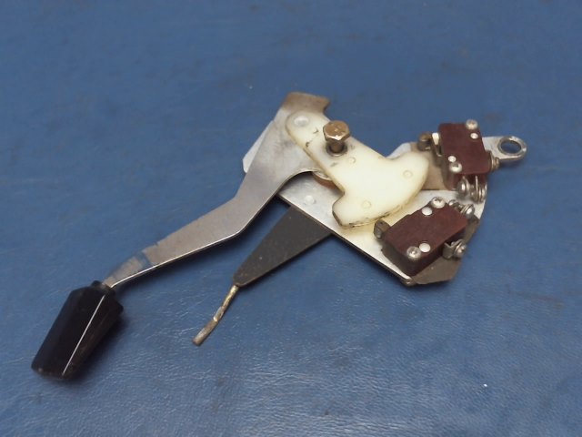 Cessna SET LEVER ASSEMBLY FLAP CONTROL