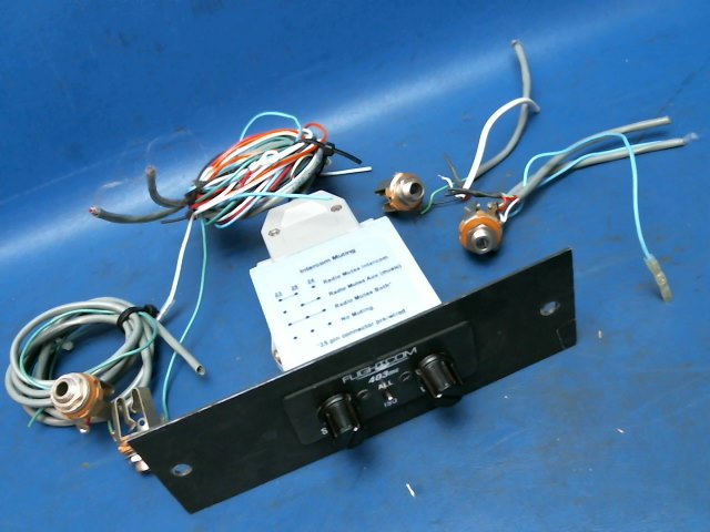 Flightcom 101-0263-00 403MC PANEL MOUNT INTERCOM