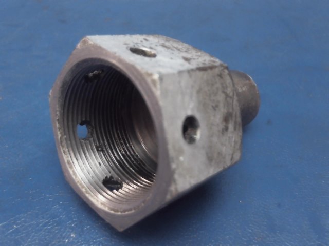 Cessna NPN NUT - Main gear axle(SEE DETAILS)