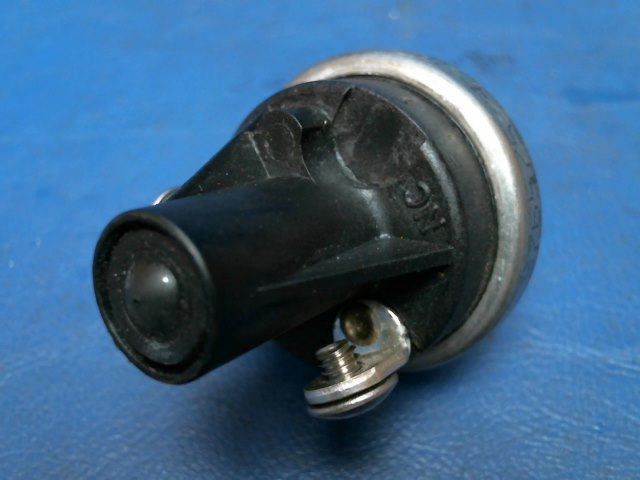 Hobbs S76575-4 SWITCH OIL PRESSURE (Normally open)