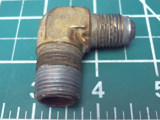 Cessna MS20822-6-6 ELBOW