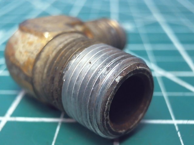 Cessna MS20822-6-6 ELBOW